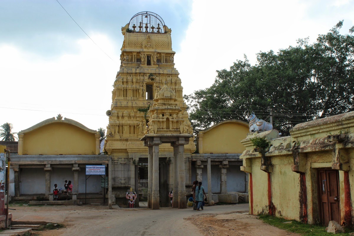 Journeys across Karnataka: Fort Devanahalli