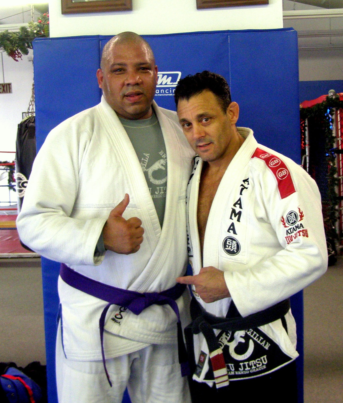 Cageside at Codella's