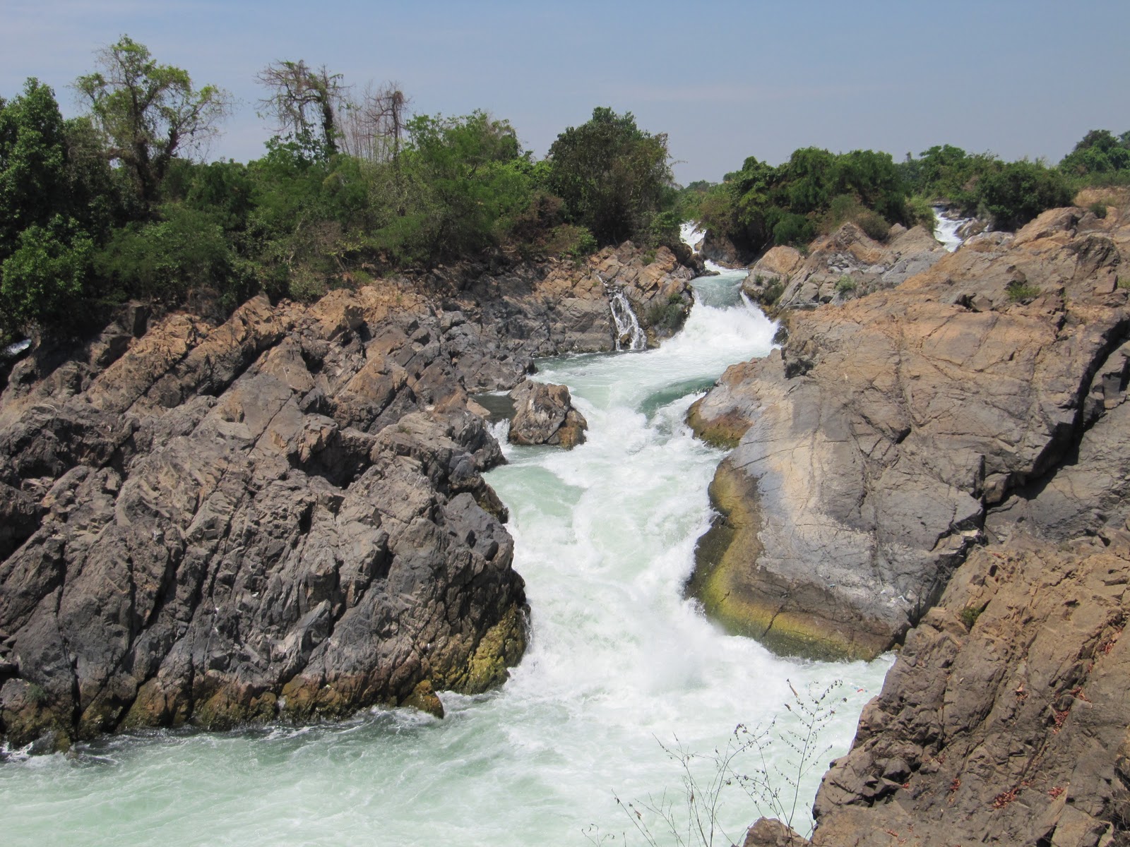 INDIA, MALAYSIA, THAILAND, LAOS, CAMBODIA: The 4000 Islands