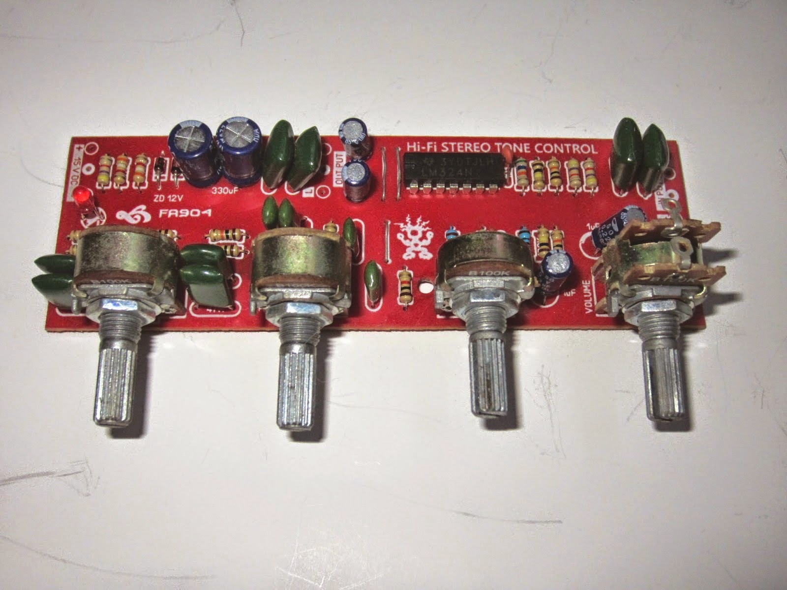 BAHANA AUDIO: Tone Control IC LM 324