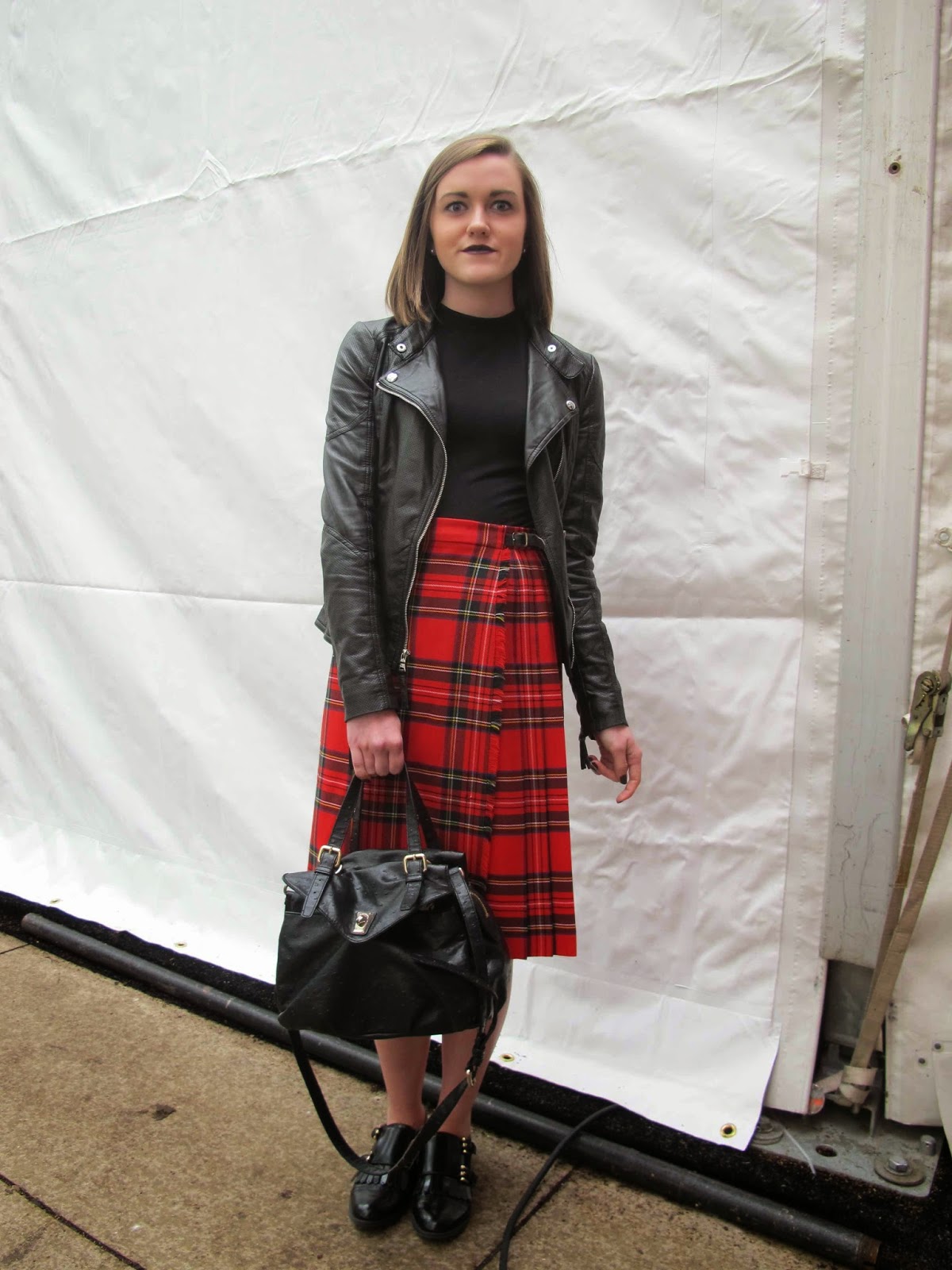 Julia | CHICAGO LOOKS