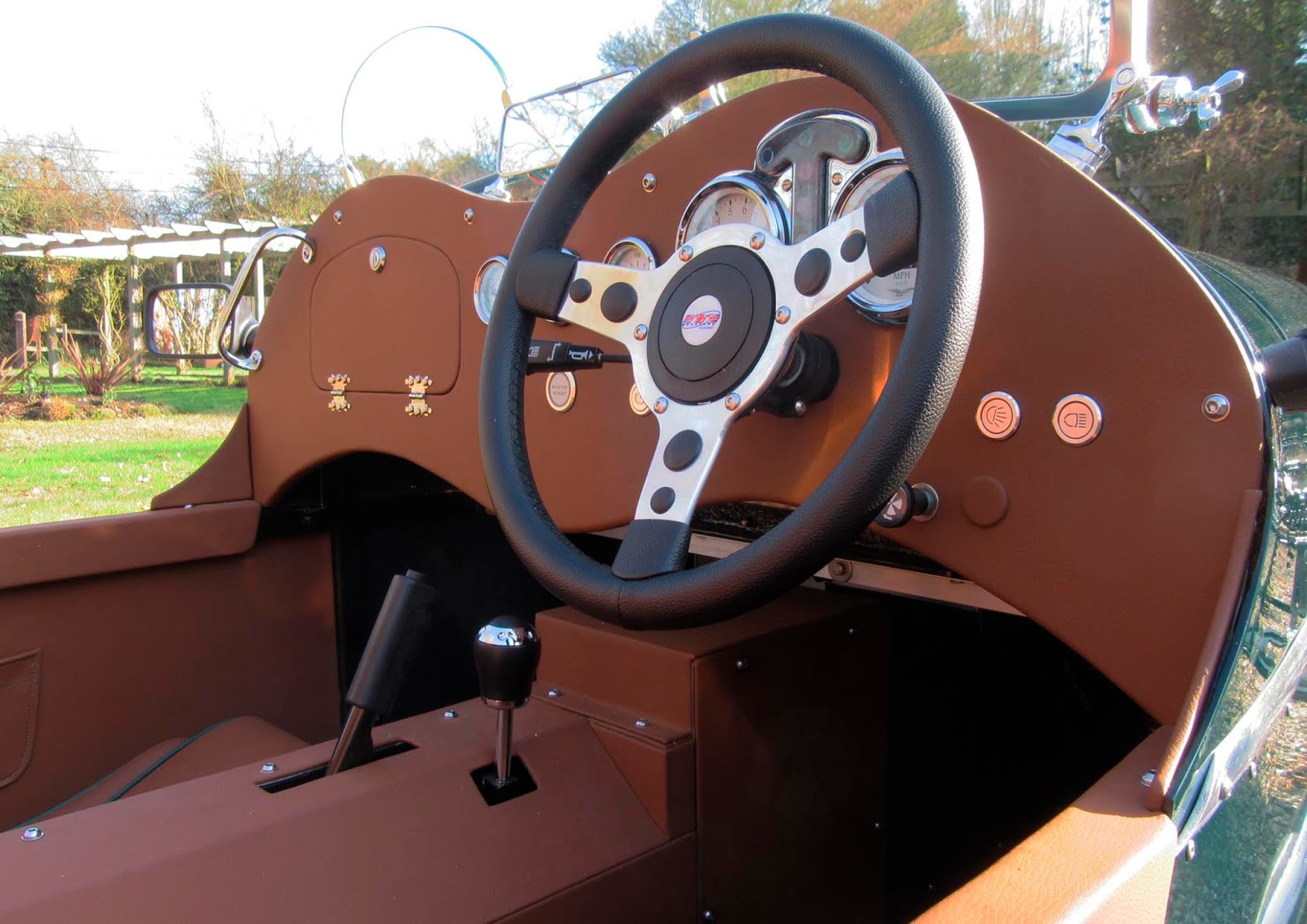 Aero Merlin MG 3 barrelback three wheeler: Alan's barrelback!