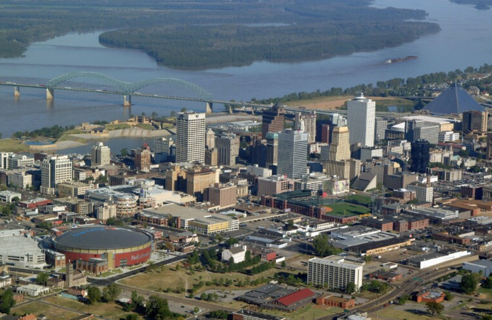 Retiring Guy: Downtown Memphis at Night (Postcard Series)