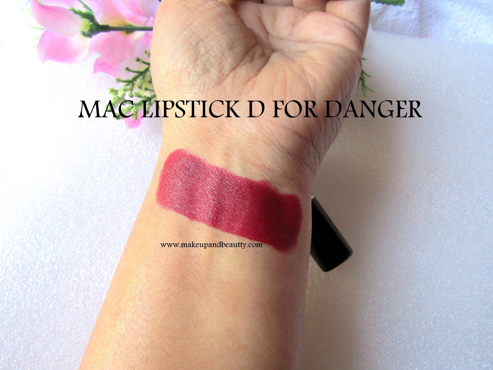 Makeup and beauty !!!: MAC D FOR DANGER LIPSTICK II REVIEW II SWATCHES II