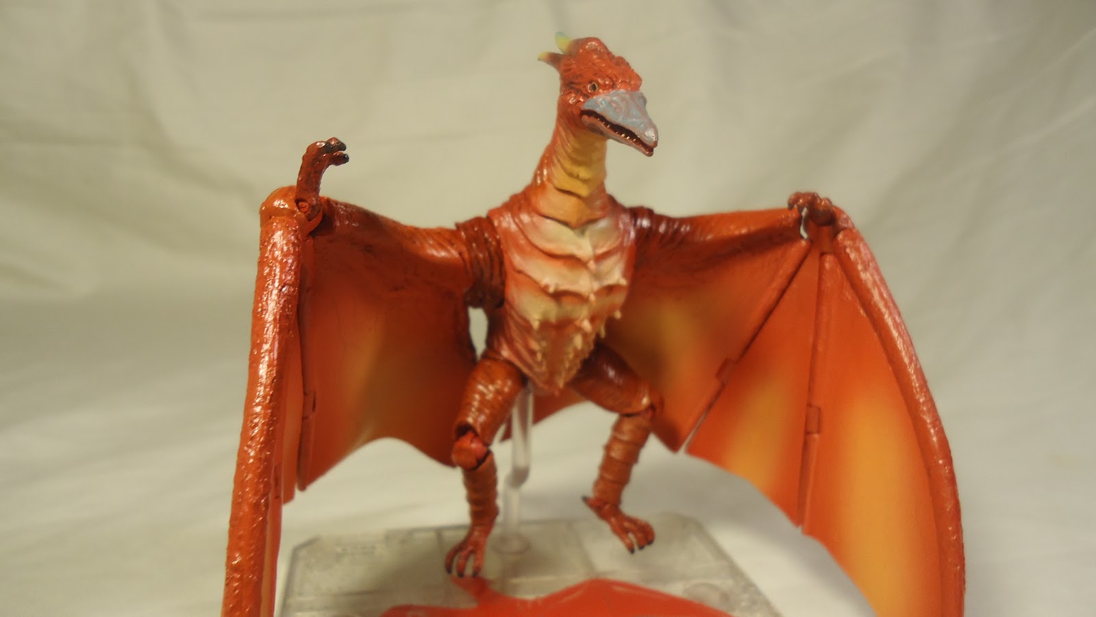 Import Monsters: Review: S.H. Monsterarts Fire Rodan