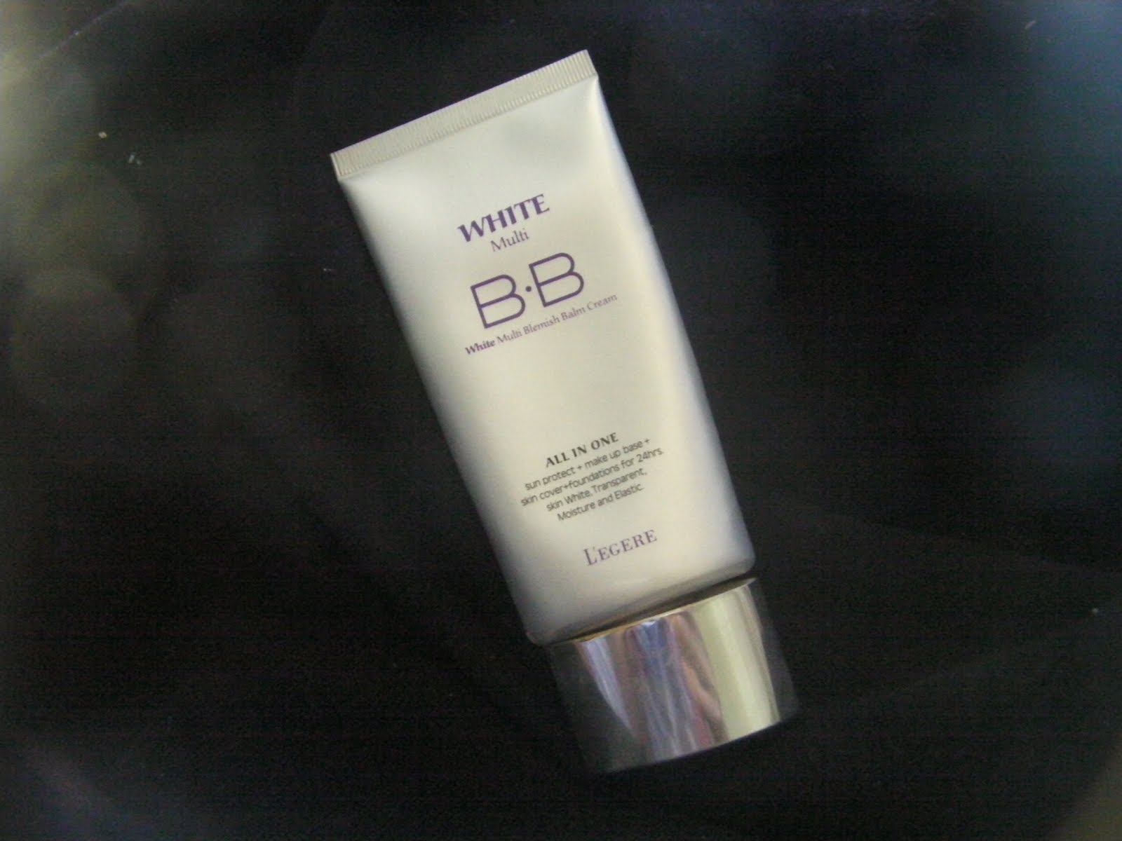 irvintheasianboi: Hot or Not? Legere Multi White BB Cream