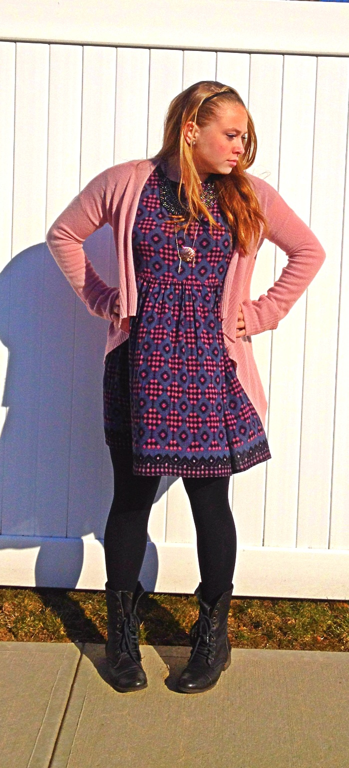 scattergirll: One Sweater, Three Days