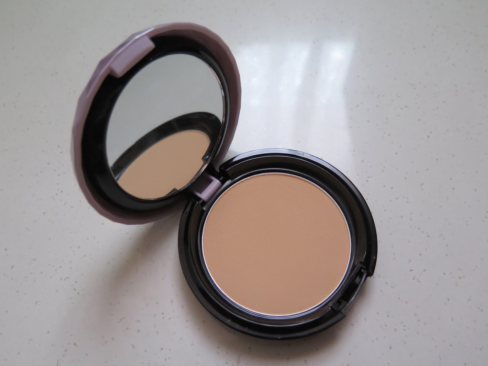 The Blackmentos Beauty Box: Review: Natriv BB & CC Powder Foundation in C2!