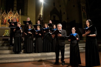 The Busy Catholic: Holy Father shows 'beatific smile' during Mass