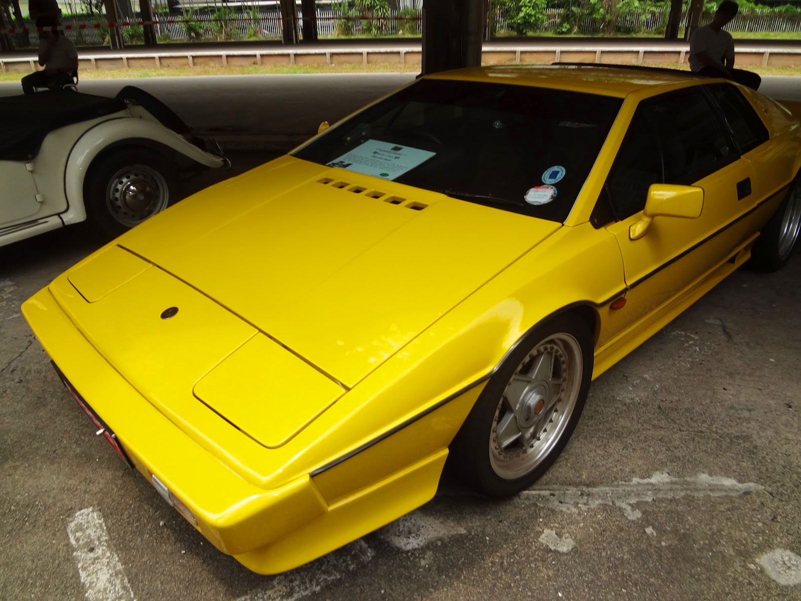 E21S: Nice Cars - 1980 Lotus Espirit