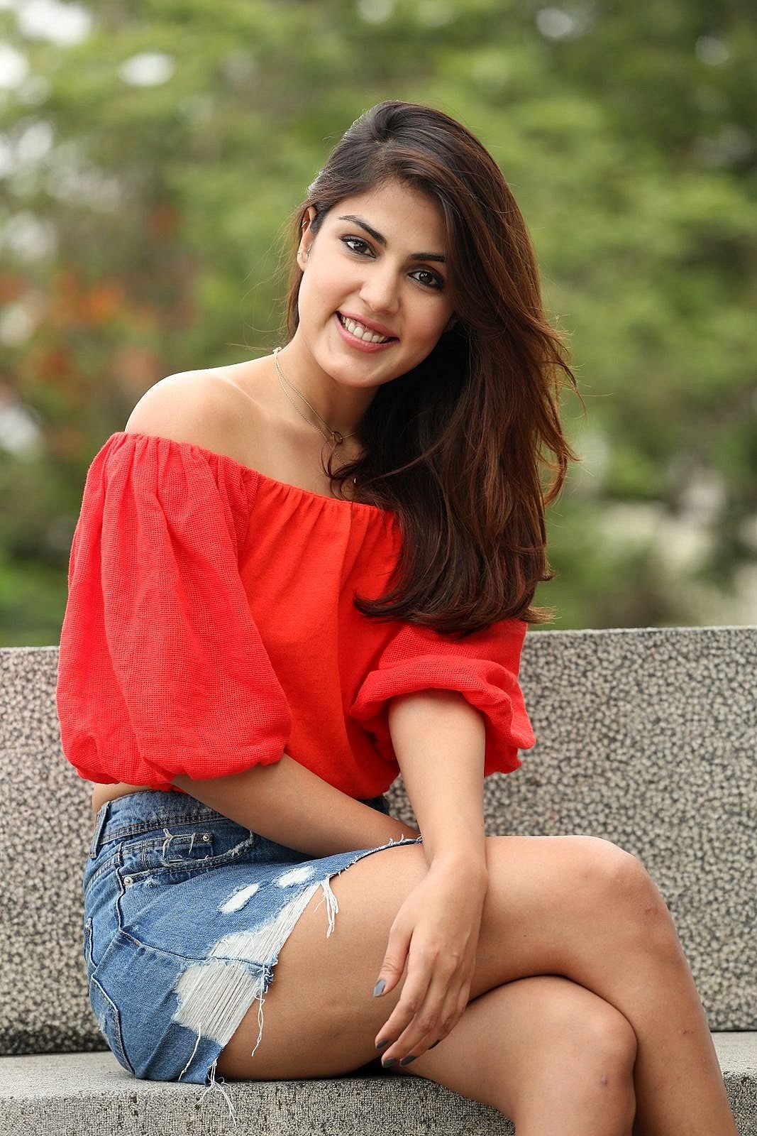 Rhea Chakraborty Displays Her Sexy Legs and Toned Midriff in Her Latest ...