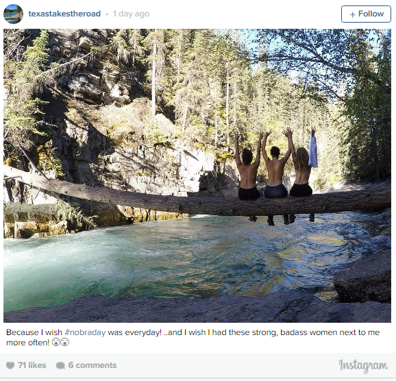 Tanpa Sensor, Foto-foto Perayaan No Bra Day di Seluruh Dunia Tersebar ...