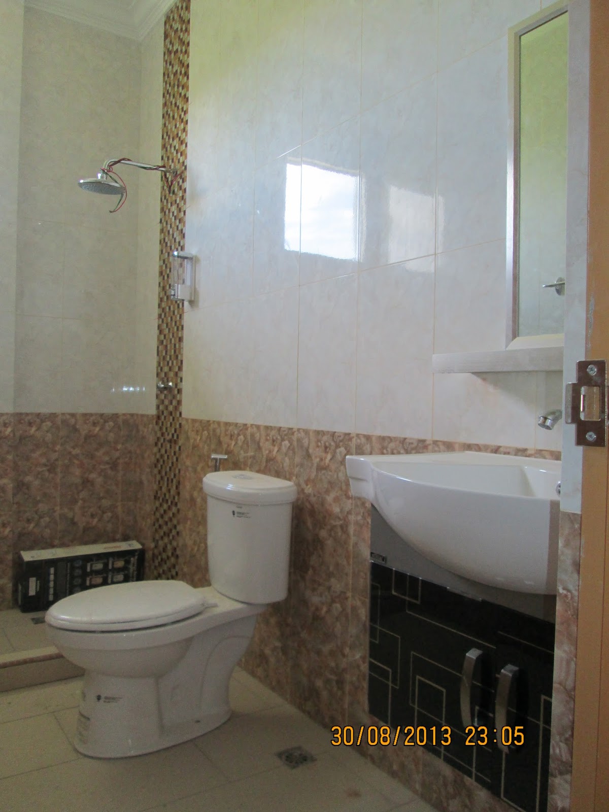 CHAN PLASTER & RENOVATION: PEMASANGAN TILES UNTUK TANDAS DI TAMAN KO ...