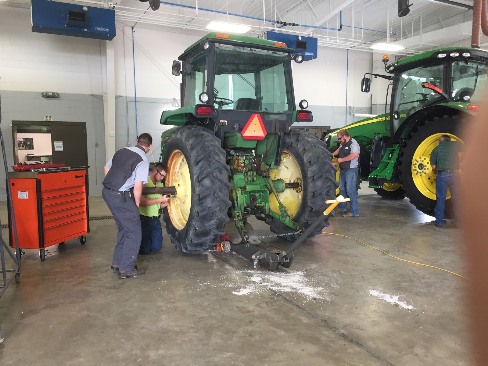 John Deere TECH Calmar: August 2017