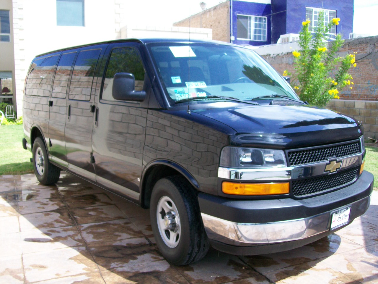 Auto-Fest: Chevrolet Express Van pasajeros 2008 seminueva