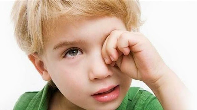 Tak Anda Ketahui, Ini Bahayanya Kucek Mata Yang Sedang Terasa Gatal ...