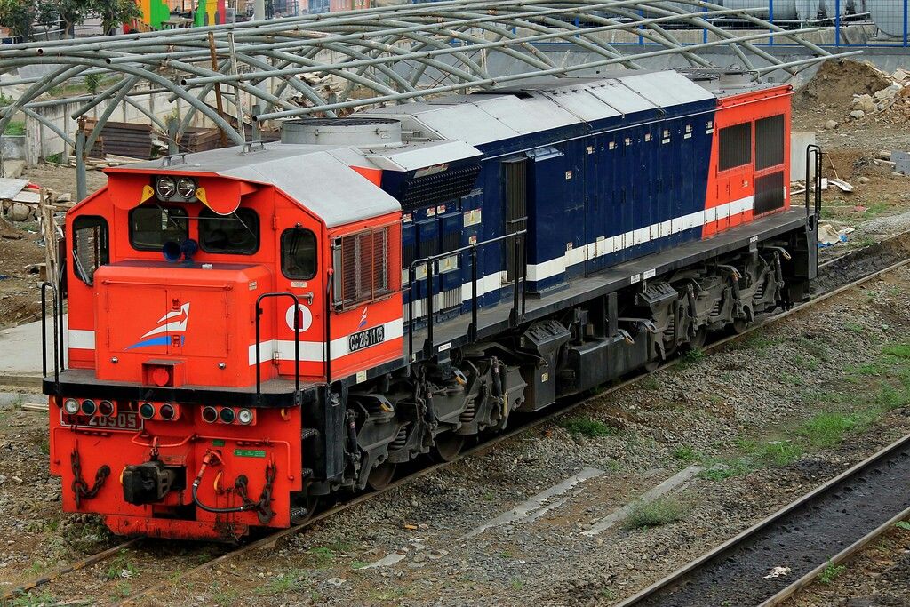 Arsip 76R: Lokomotif Disel Indonesia