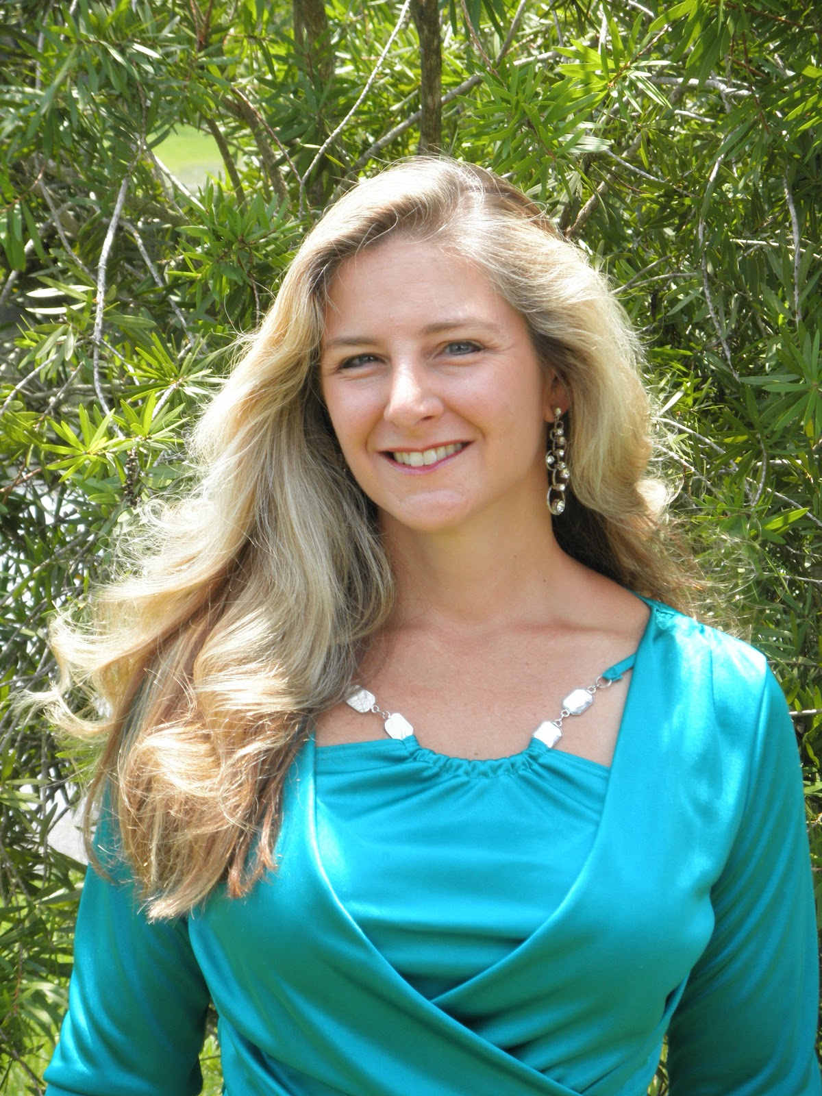 A.L. Davroe: Feature Friday: Lucienne Diver and Bad Blood Giveaway