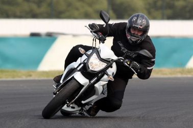 Moto Rider: DAFRA NEXT 250cc