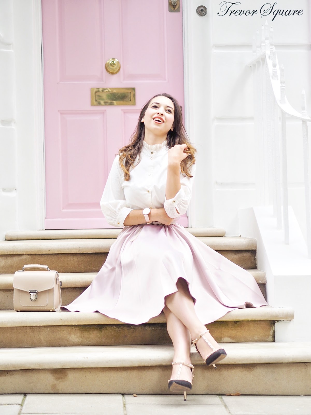 Pink in the City | Hello Miss Jordan