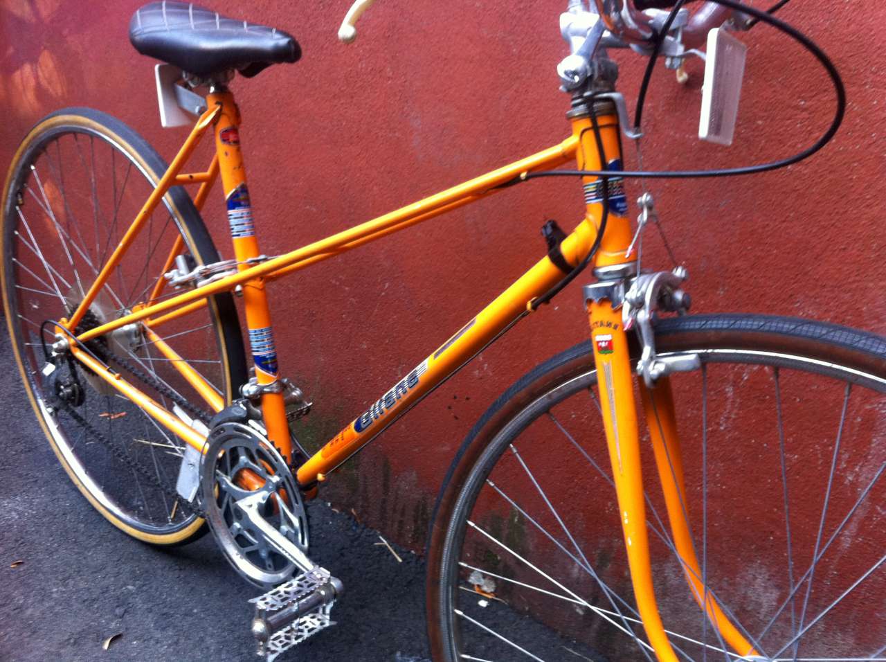 Bike Boom refurbished bikes: Early 70's Gitane Sport De Luxe mixte