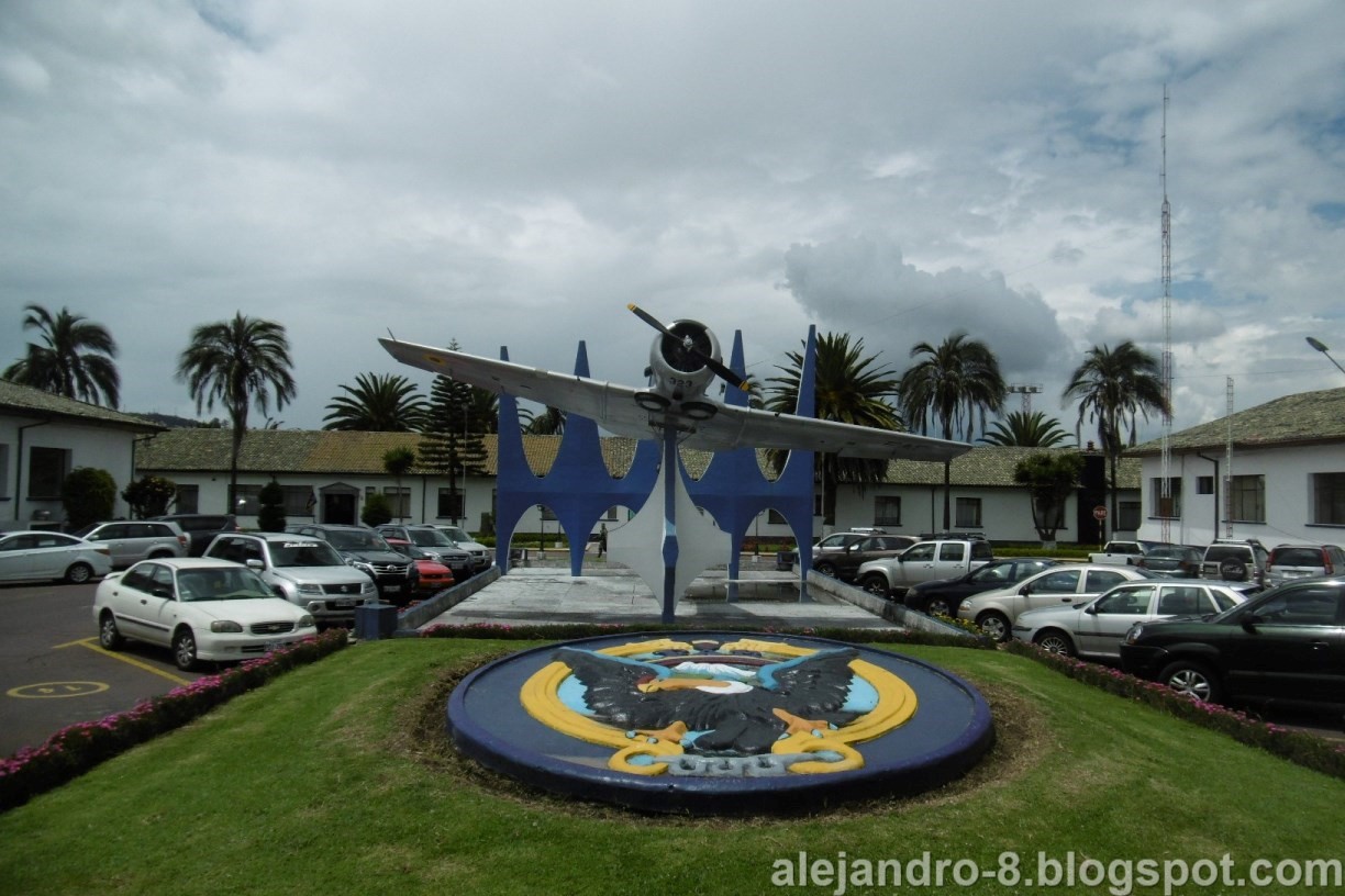Historia y tecnología militar: Museo Aeronáutico y del espacio FAE en ...