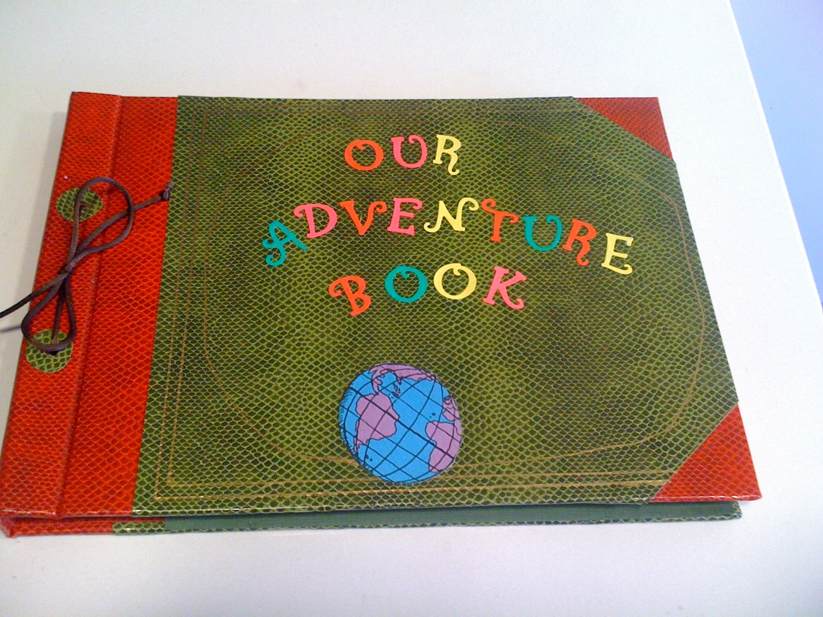 TdC Cartonnage: Album "Our Adventure Book"