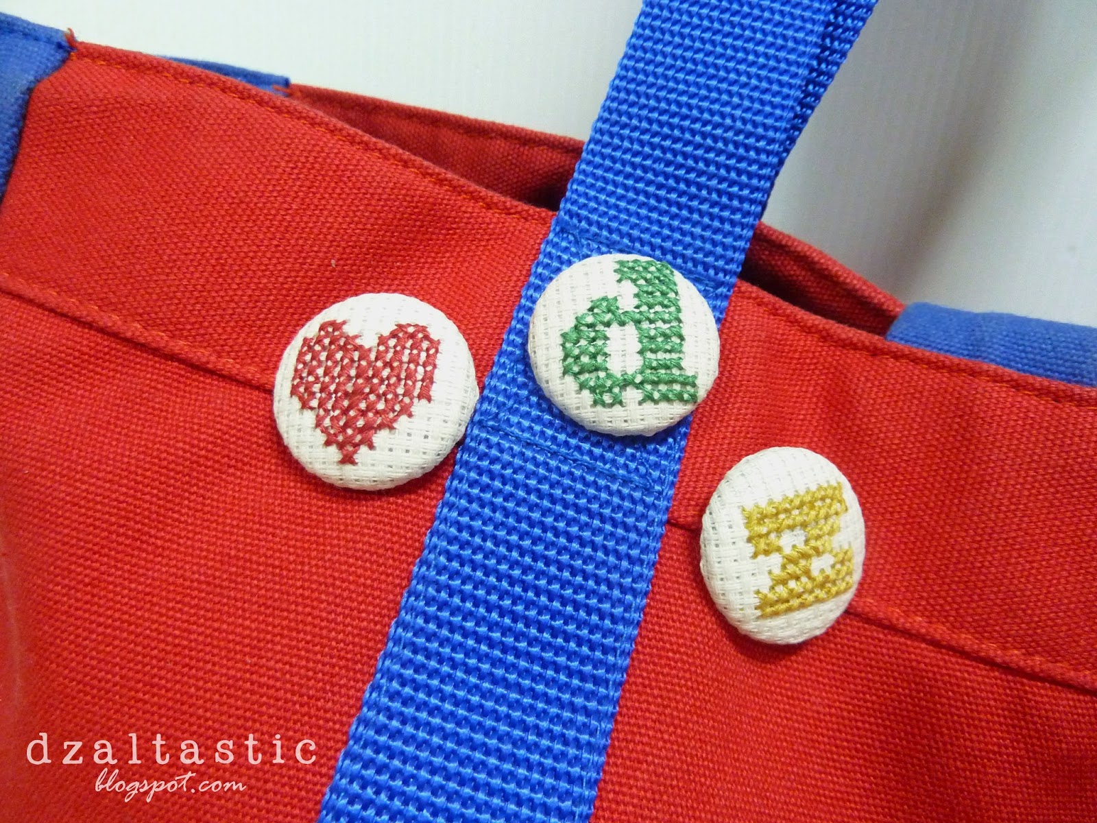 Be Dzaltastic: Cross stitch buttons + Free Pattern