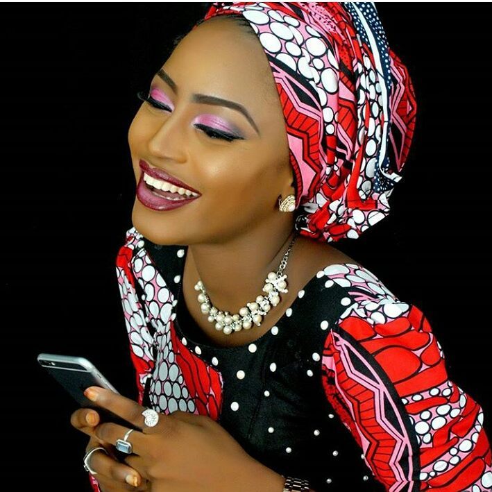 kalli sababbin zafaffan Hotunan Jarumar Maryam Yahya (Mansoor ...