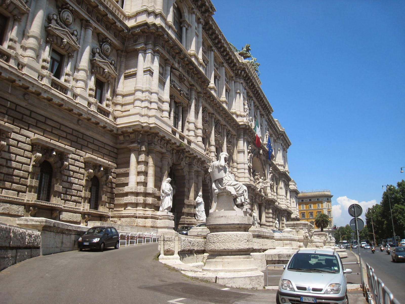 Rome the Second Time: Piazza Cavour