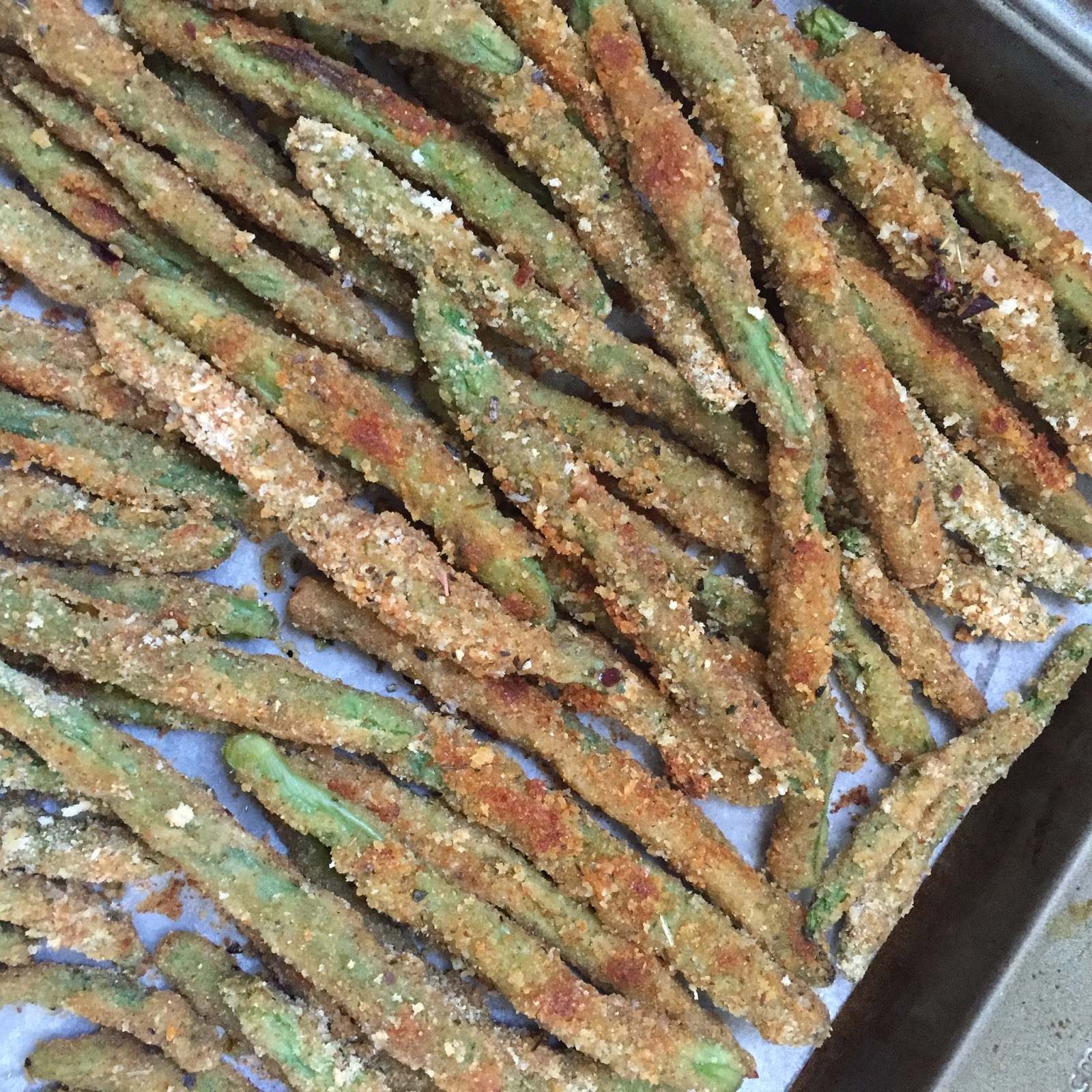 Preppy in the Kitchen: Baked Green Bean Fries!