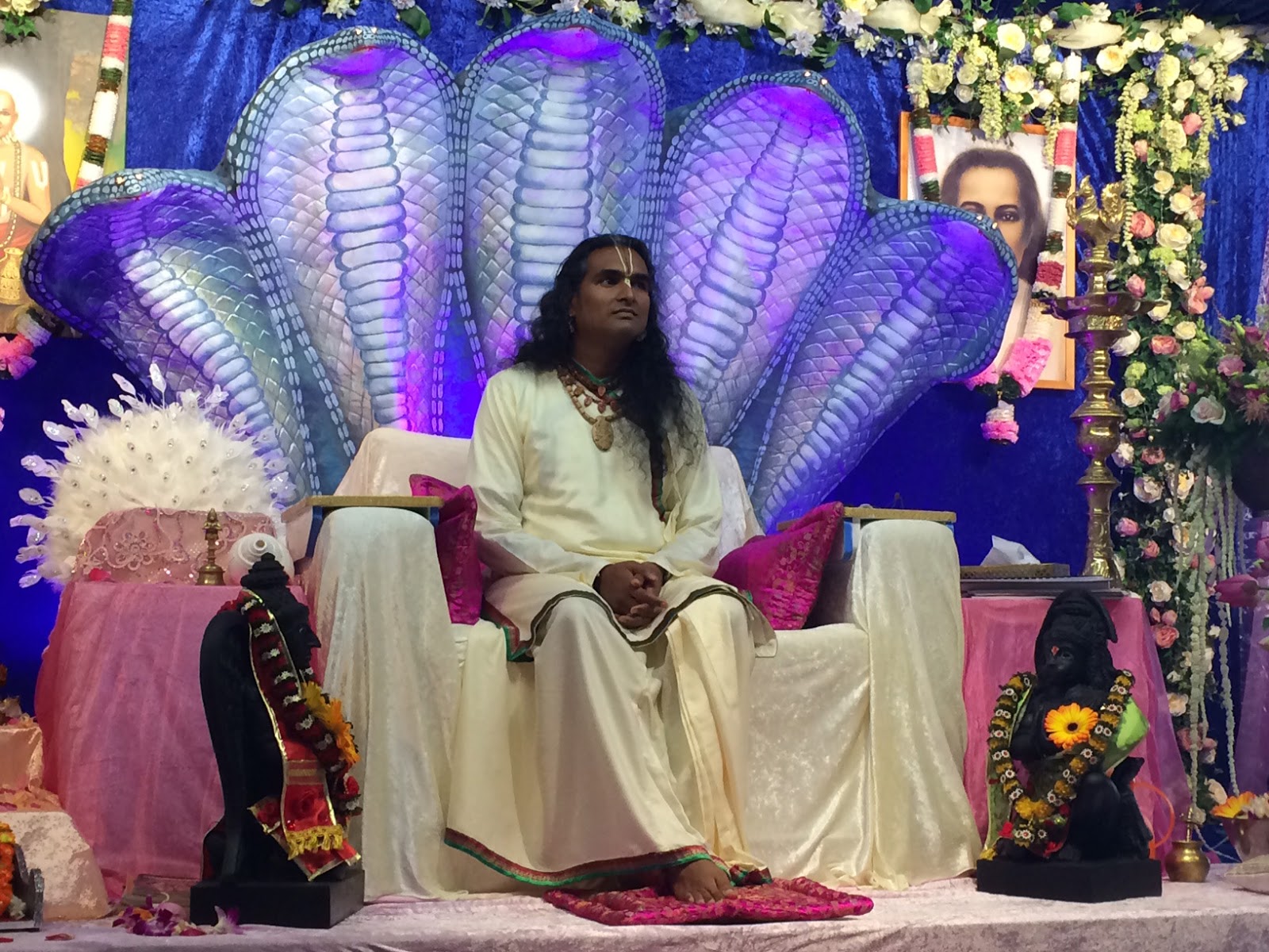 Paramahamsa Sri Swami Vishwananda / Bhakti Marga: Gurupurnima with Sri ...