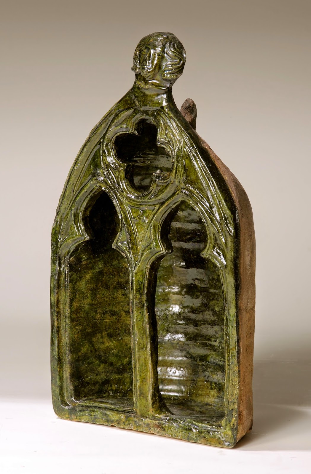 O Starym Mieście Elblągu słów kilka: Półcylindryczne kafle późnogotyckie