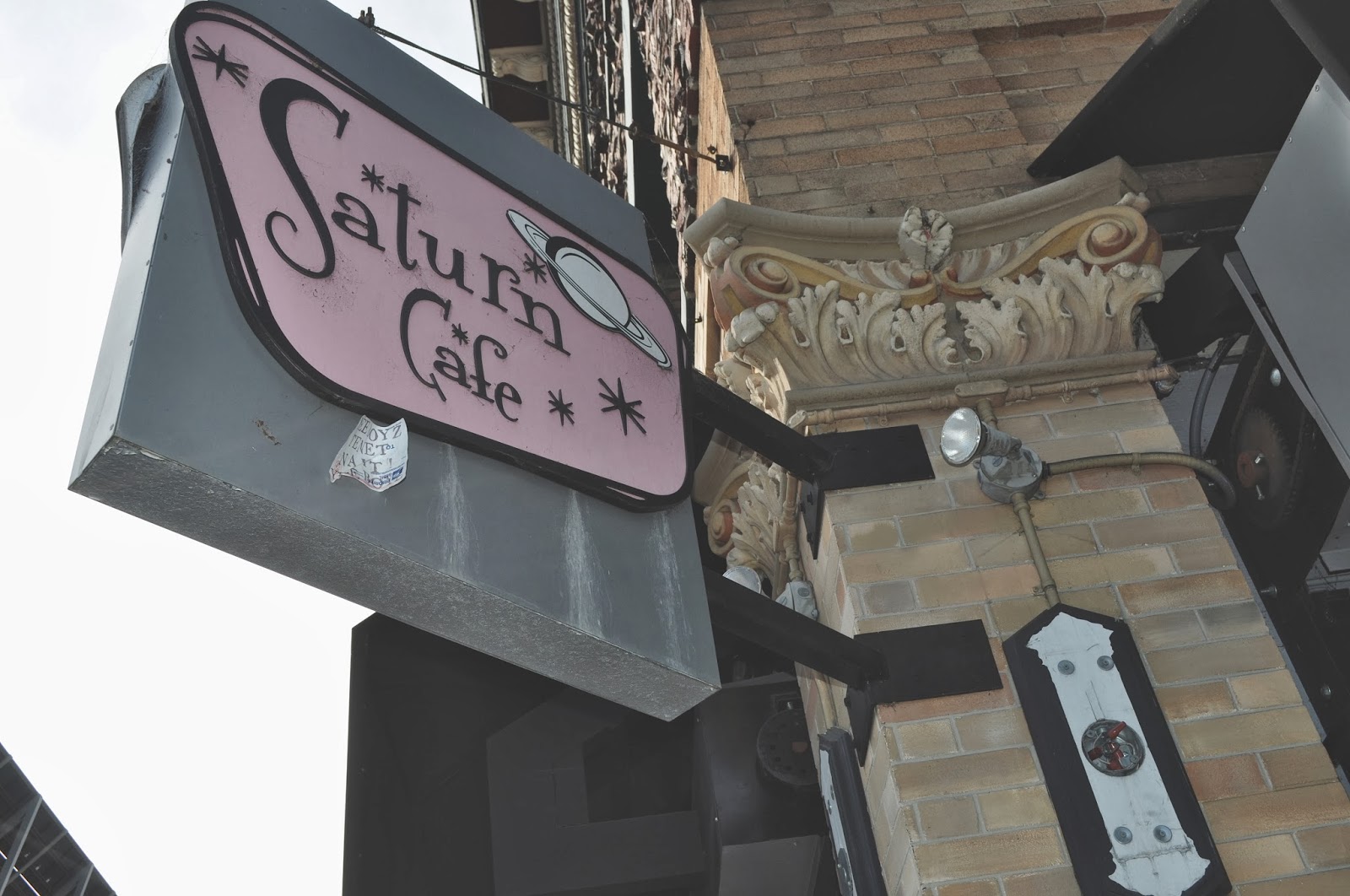 potatopudding: Monday Meals: Saturn Cafe