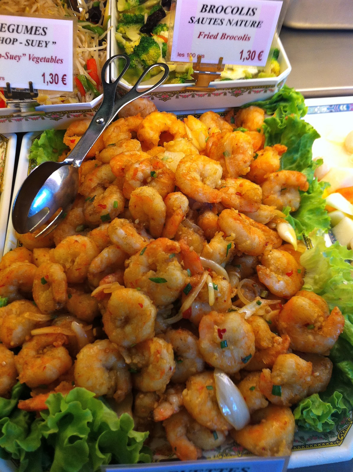 AT HOME AND ON THE ROAD: Paris Fast Food