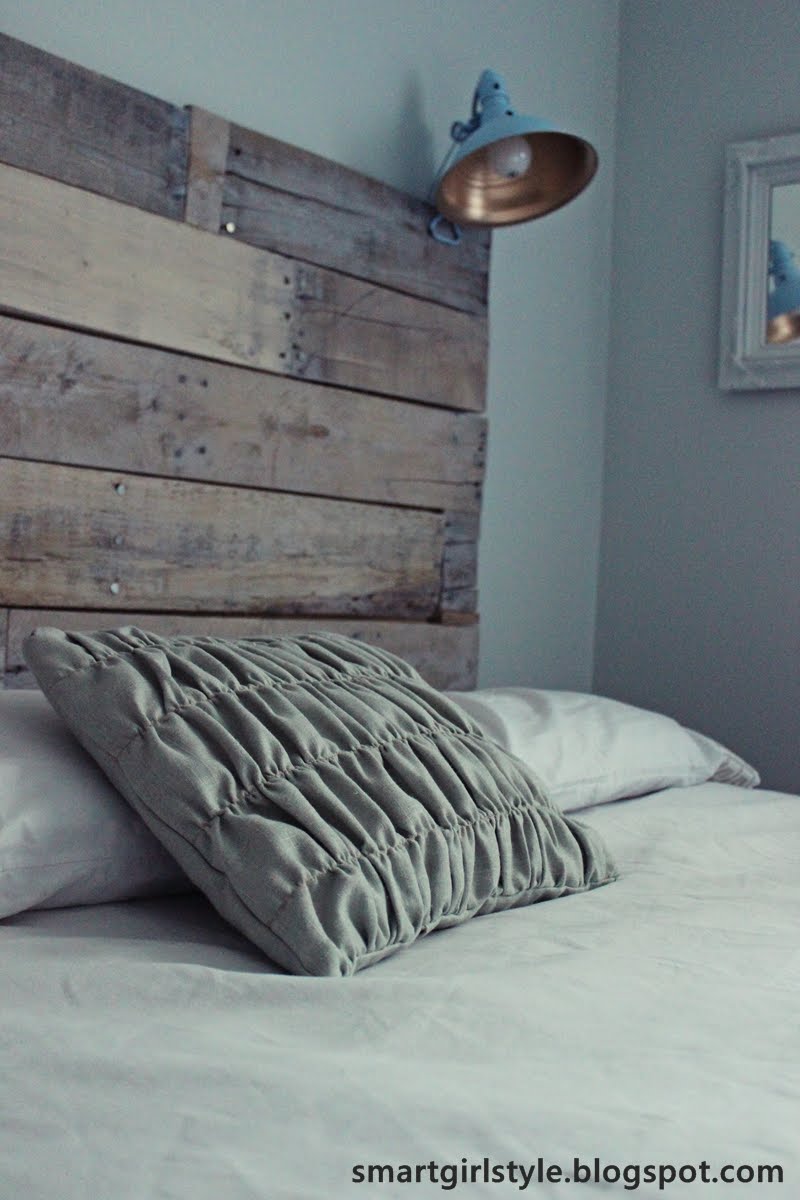 smartgirlstyle: Bedroom Makeover: Throw Pillows