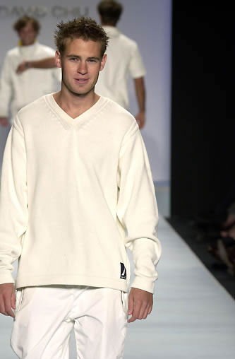 VJBrendan.com: Danny Roberts Returns To TV, Still Looking Hot!!!