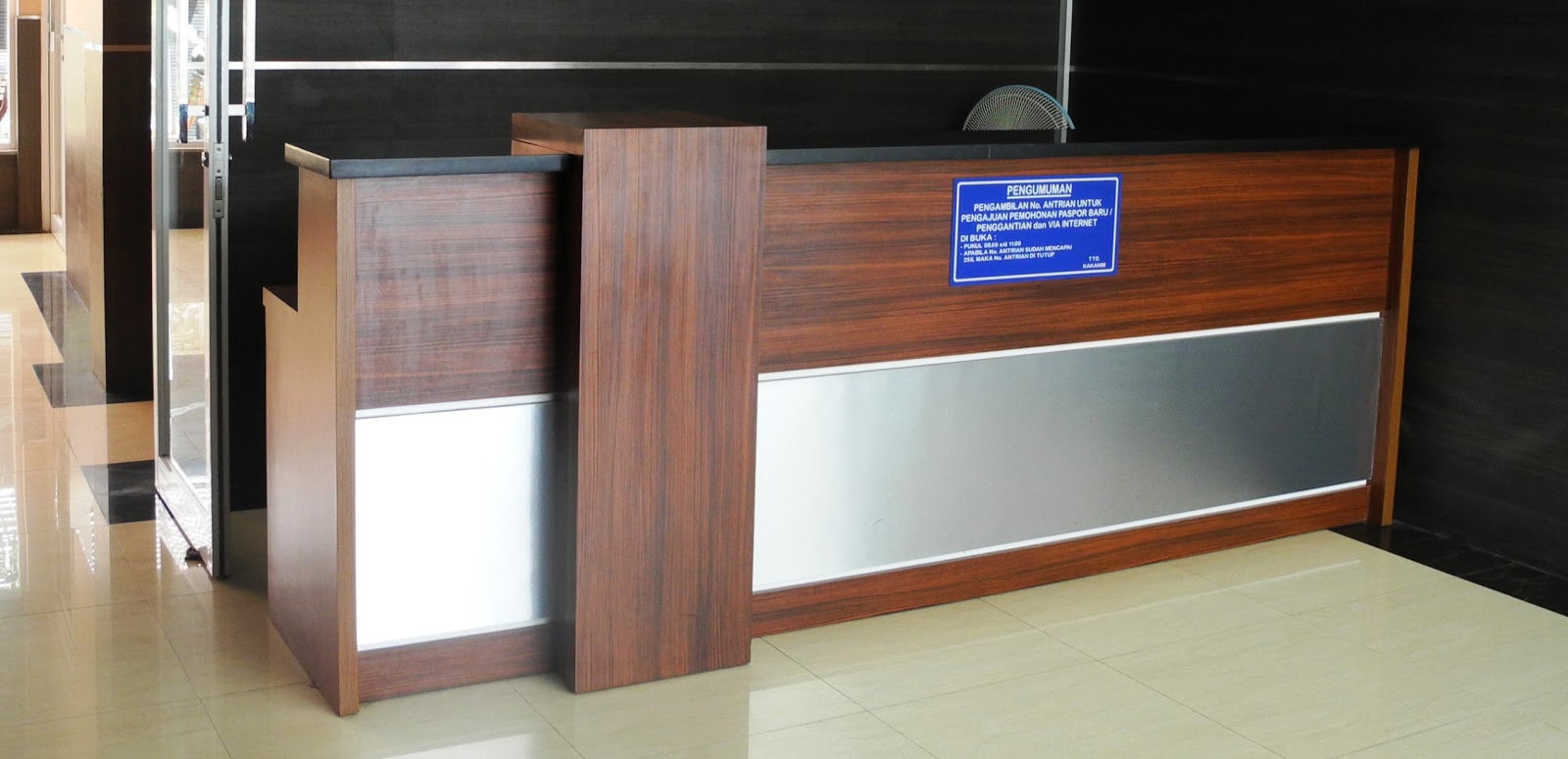 DAFFA-MEUBEL/DJULFIQAR DESIGN: Meja Reception