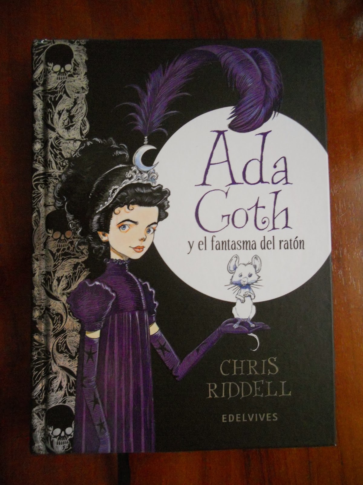 Todos mis libros: Ada Goth y el fantasma del ratón.