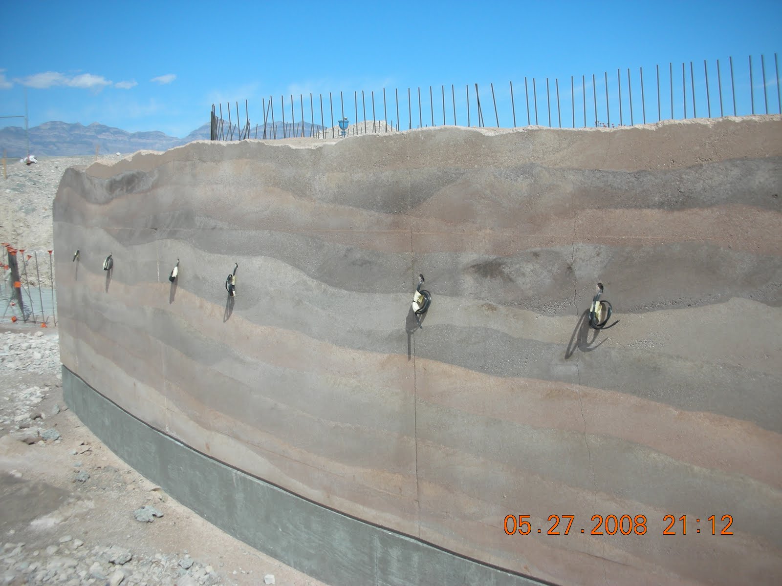 Rammed Earth & Straw Bale