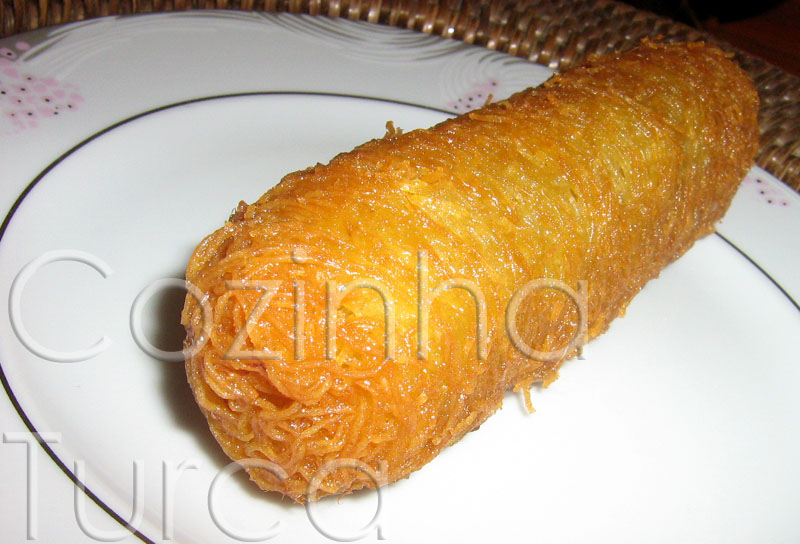 Cozinha Turca: Rolos de Massa Kadaif com Nozes (Erzurum Kadayıf Dolması)