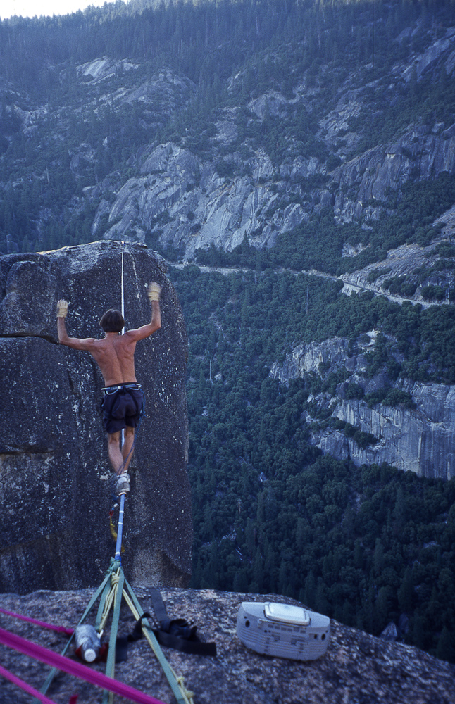 URBONETI: SLACKLINE EN YOSEMITE