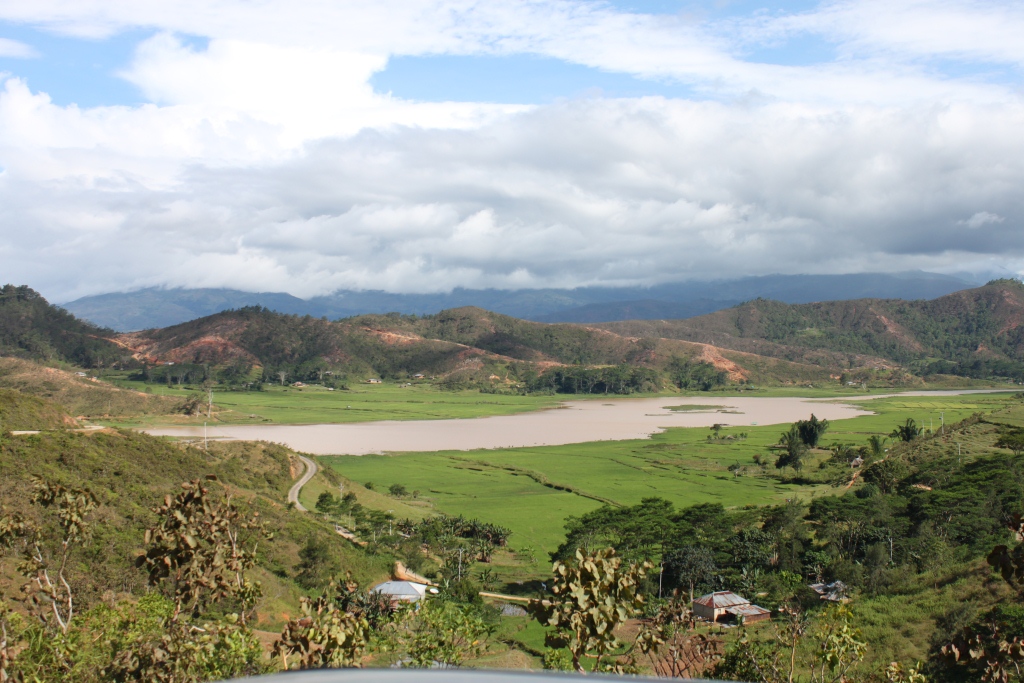 O Novo Selvagem: Pelas montanhas de Aileu