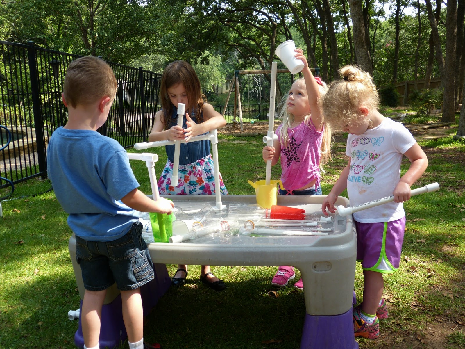 Paula's Primary Classroom: STEM learning outside
