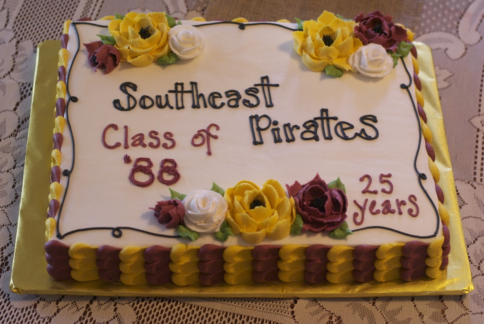 Country Cupboard Cakes: Class Reunion Cake