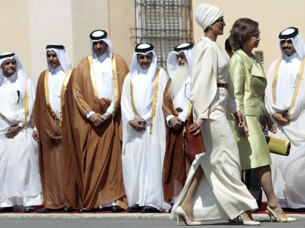 Brown By Ashlene: Turbanistas Part Two: Sheikha Mozah