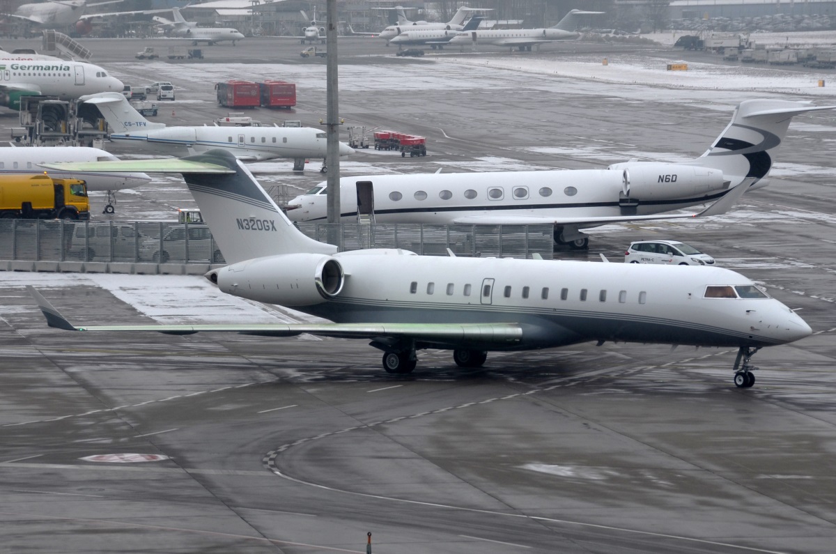 Flypictures N320GX Global Express 6000 Clay Lacy Aviation