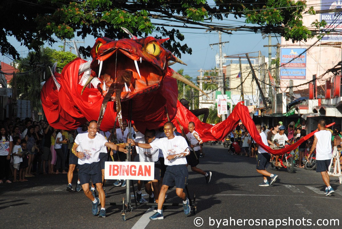 Byahero: Daragang Magayon Festival 2013: Parade of the Higantes