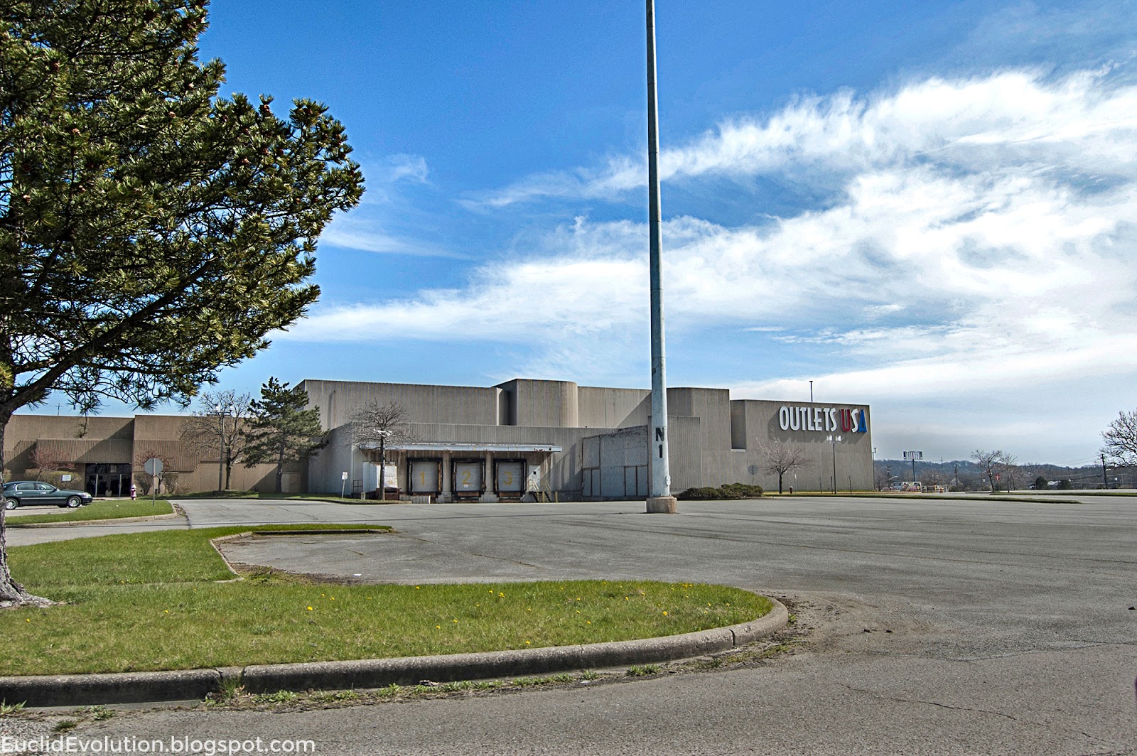 Euclid Evolution: Euclid Square Mall 2016 Euclid Evolution: Euclid Square Mall 2016