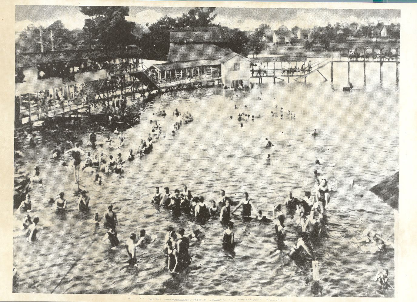 Monroe, North Carolina - Miscellaneous History: Lake Tonawanda